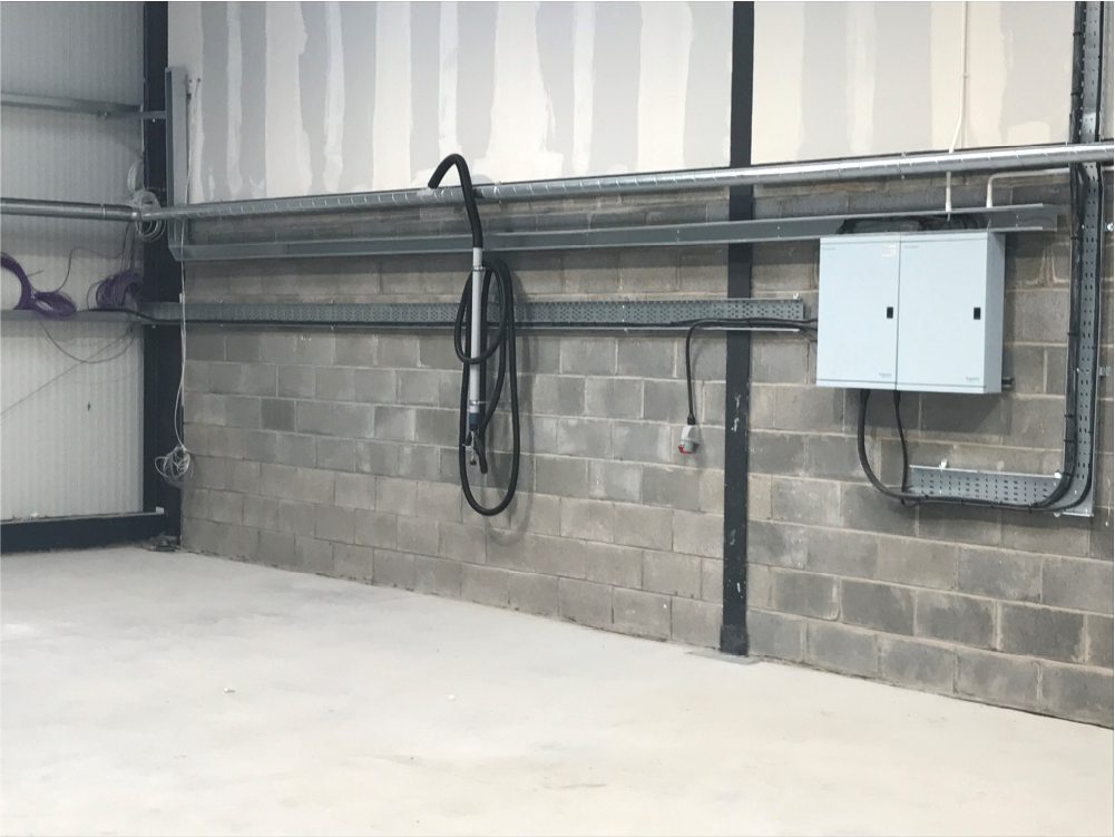 Hi-Vac Fixed/Semi-Flexible Drops | Auto Extract Systems